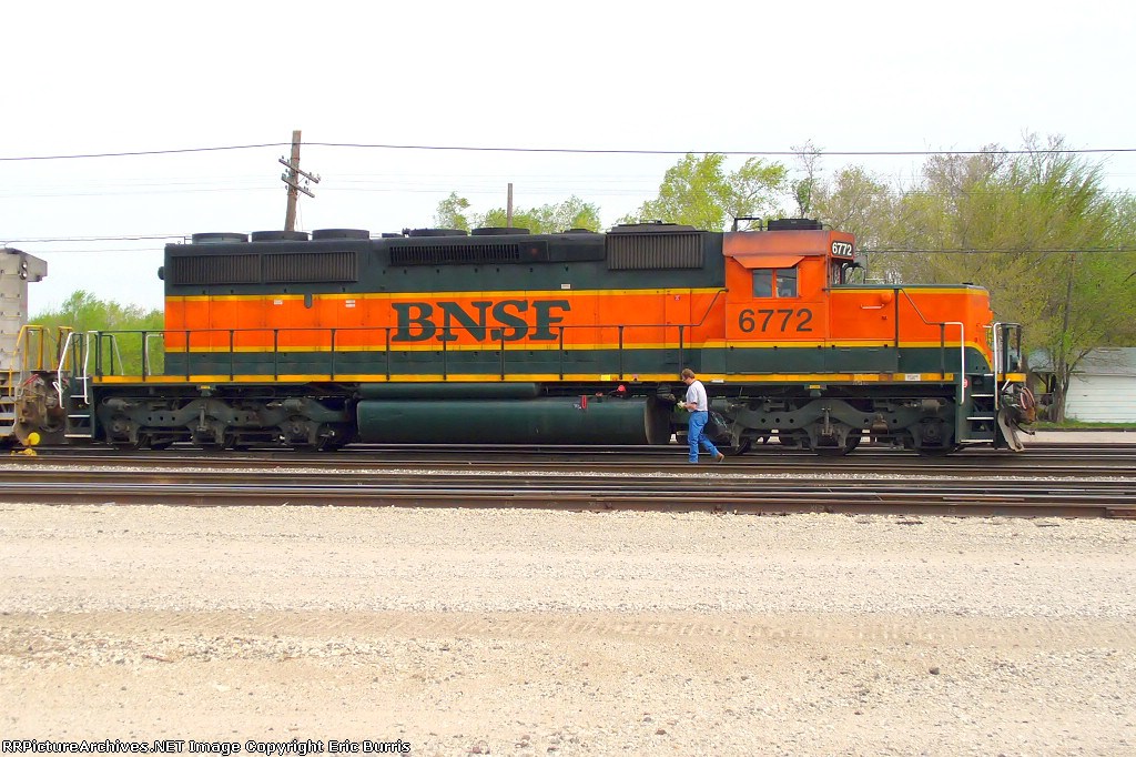 BNSF 6772